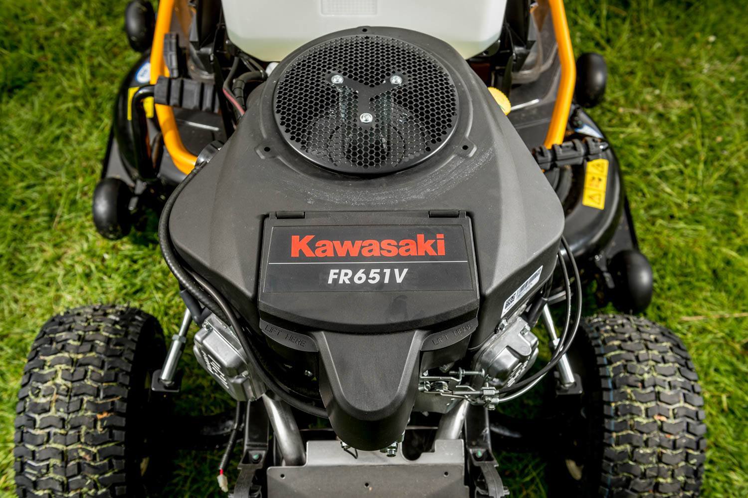 4-stroke engine maintenance: a how-to guide | Kawasaki Engines